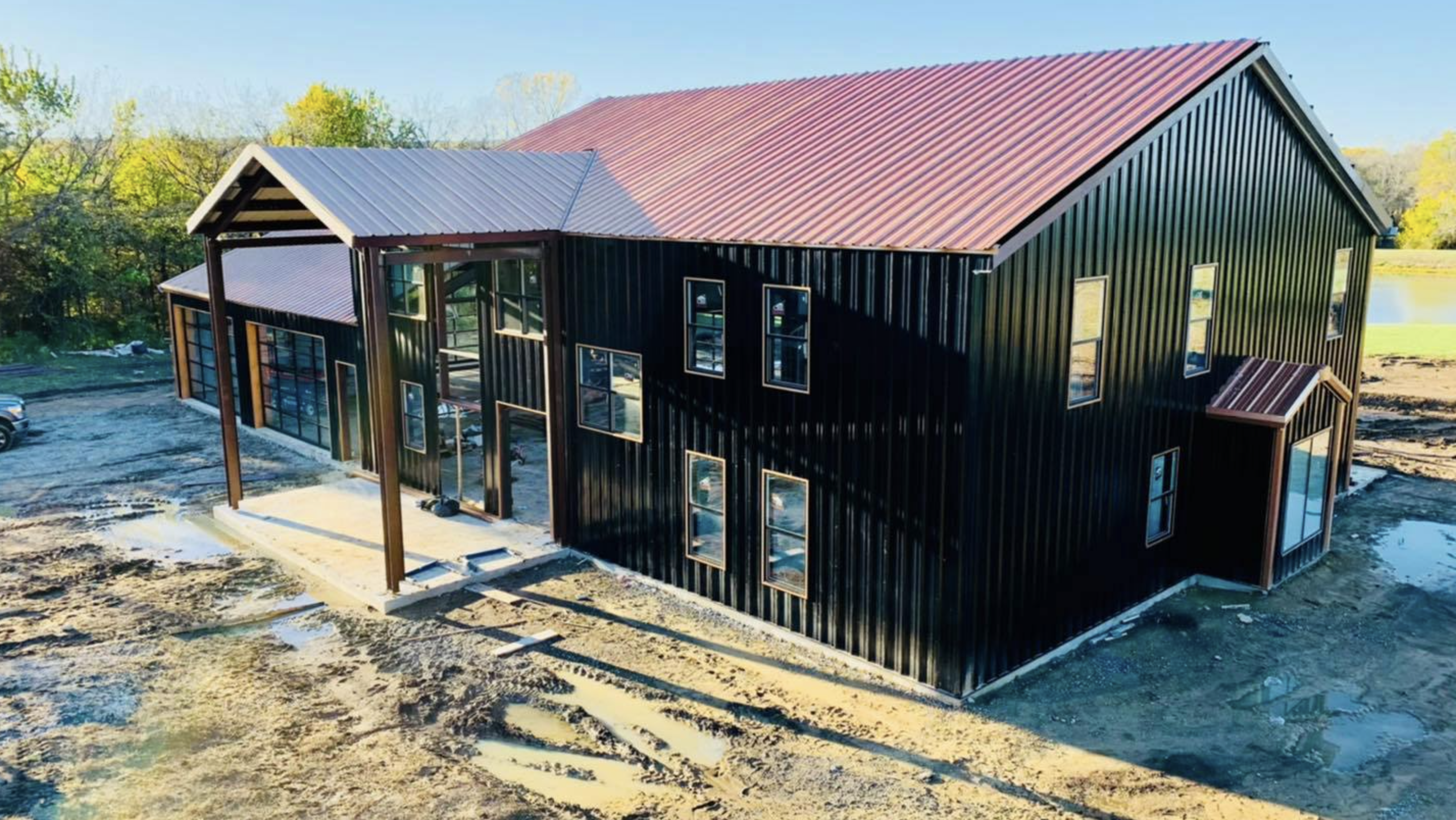 Custom Metal Buildings | Lucas Metal Works